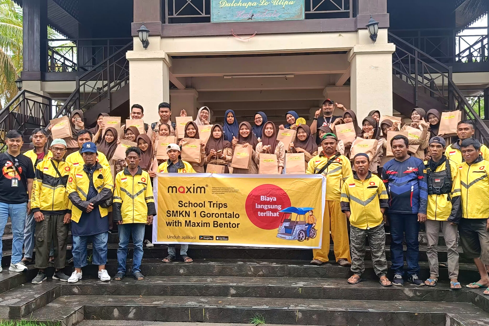 Bentor School Ride di Gorontalo: Maxim Ajak Siswa Rayakan HUT ...