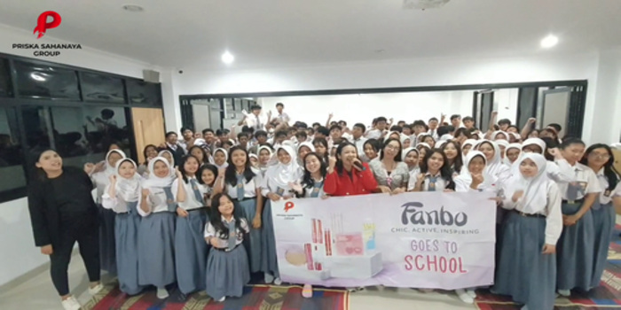Workshop Monetisasi Konten oleh Priska Sahanaya X Fanbo di SMA Triguna ...